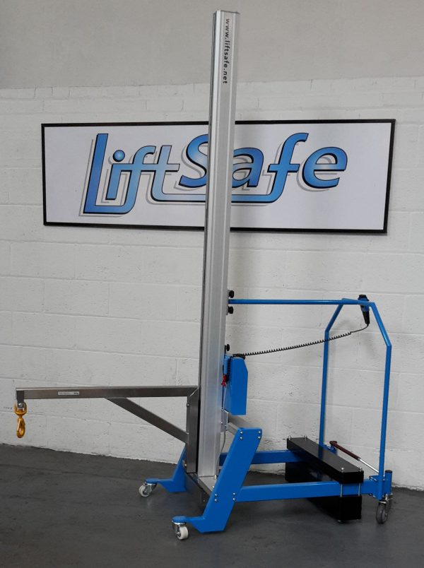Lift Safe Deliver Lifting Equipment To Williams Grand Prix Engineering ...